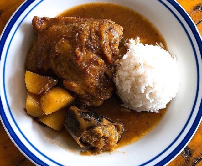 Cómo cocinar Gallo en chicha ⇨ Receta Buenísima y Fácil!